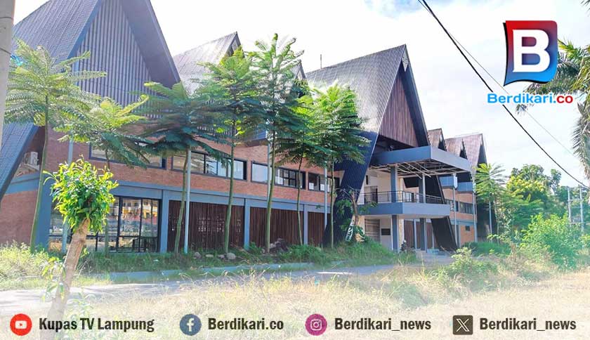 Berdikari - Gedung Pasar UMKM di Bandar Lampung Terbengkalai